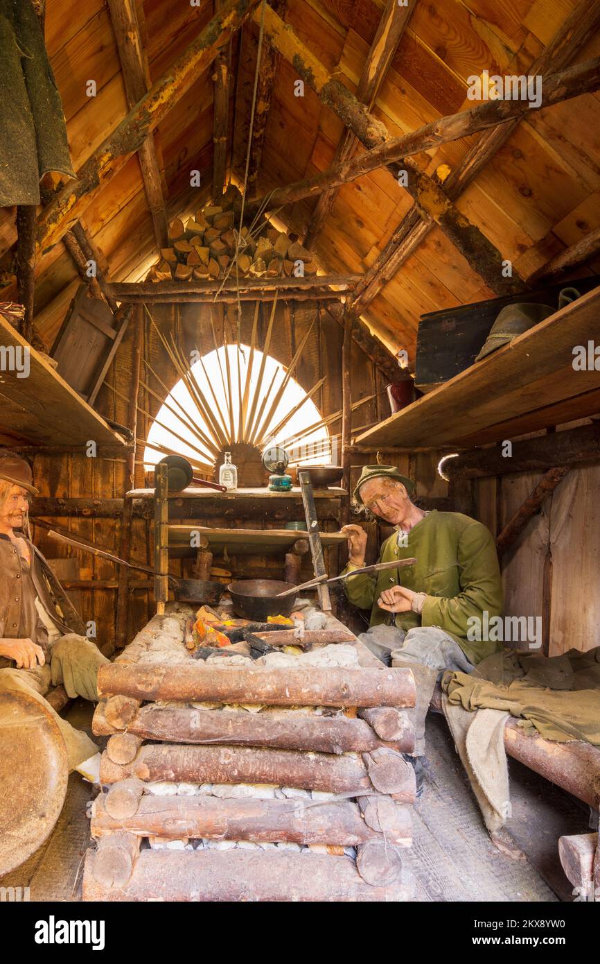 Kleinzell: Holzknechthütte (woodcutter's hut) in Freilichtmuseum ...