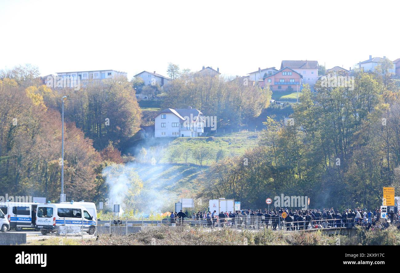 24.10.2018., Croatia, Border crossing Maljevac - The migrants in Bosnia ...