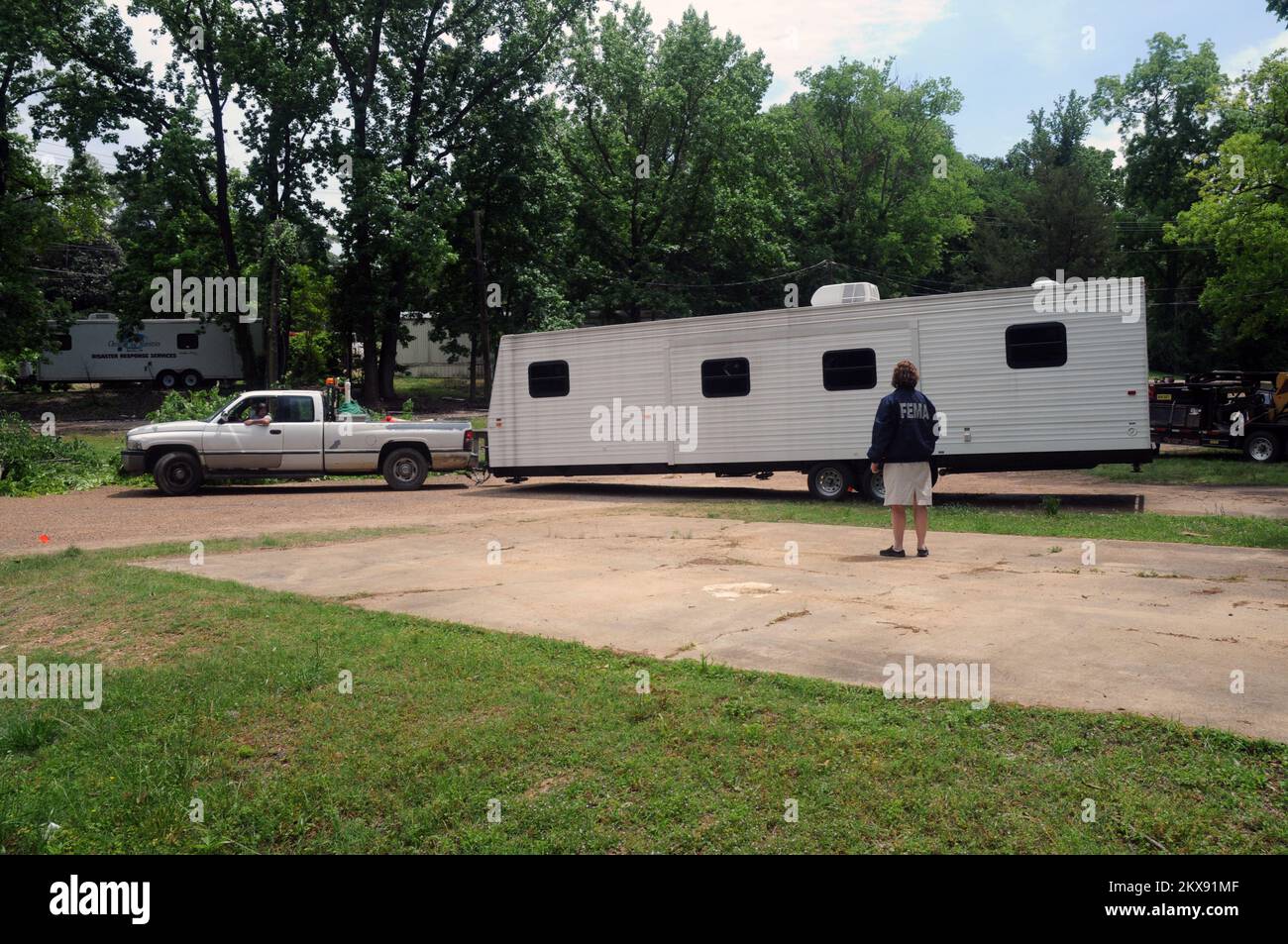 FEMA Short Term Temporary Housing Unit Arrives on site at Yazoo ...