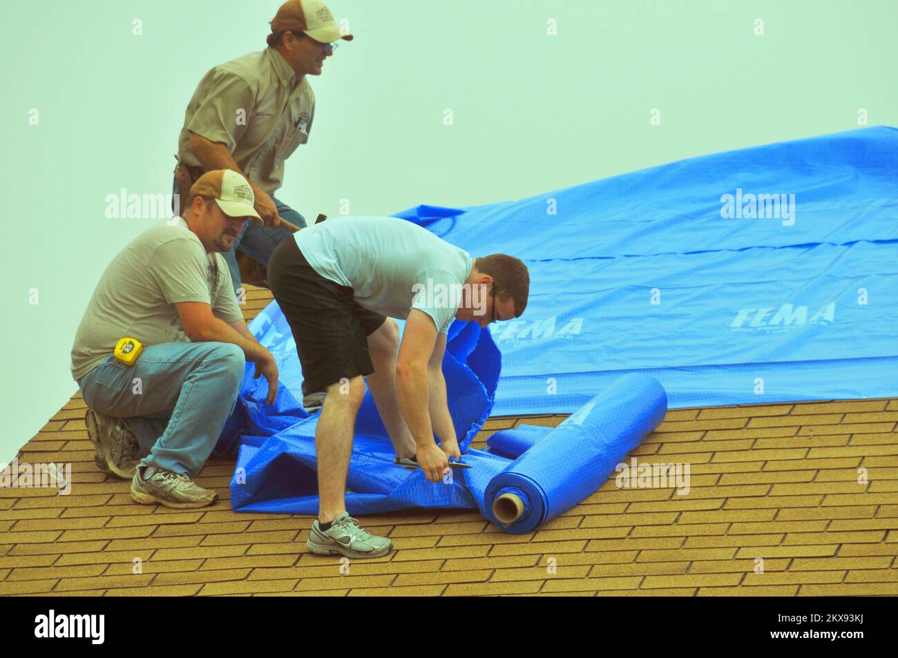 Fema tarps hi-res stock photography and images - Alamy