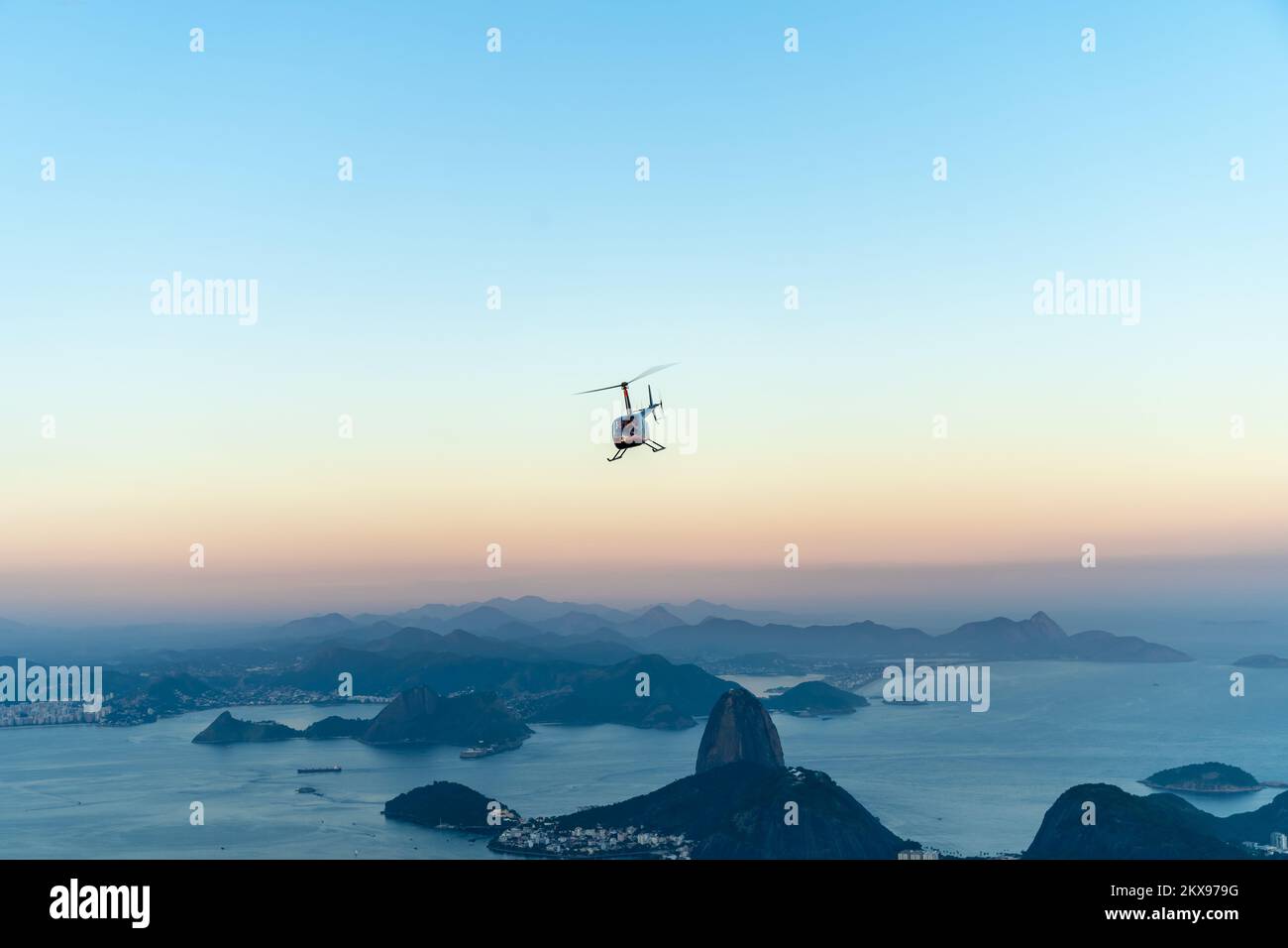Rio tourist helicopter hi-res stock photography and images - Alamy