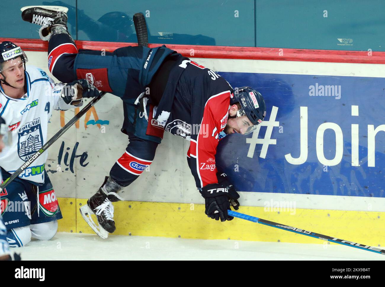 Simsic nik hi-res stock photography and images - Alamy