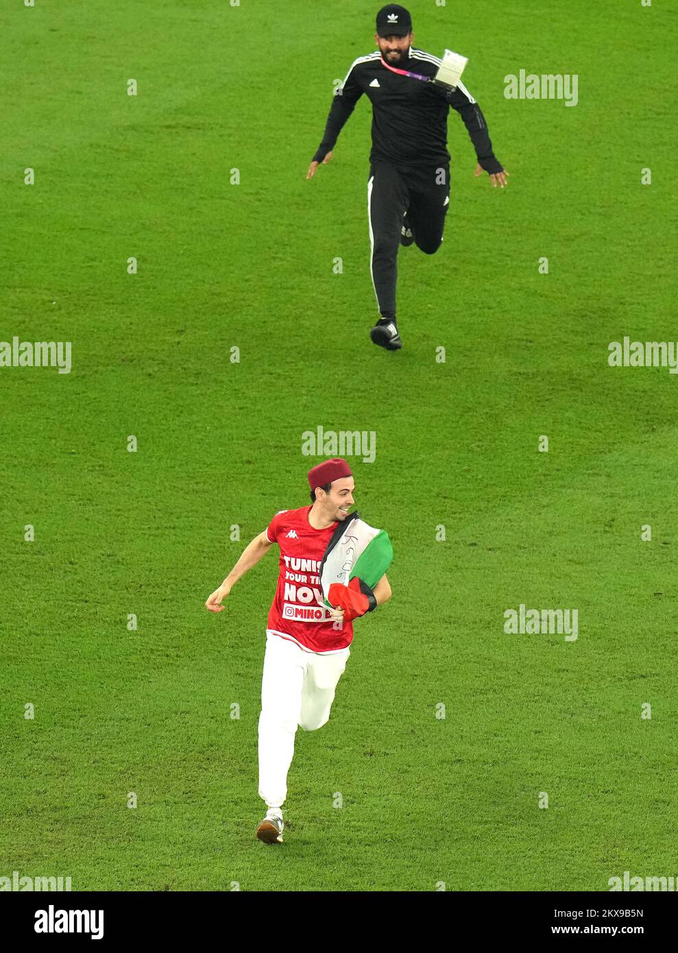 Tunisia v france qatar 2022 hi-res stock photography and images - Alamy