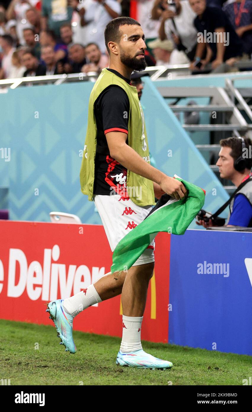 Qatar pitch invader 2022 world cup flag hi-res stock photography and ...