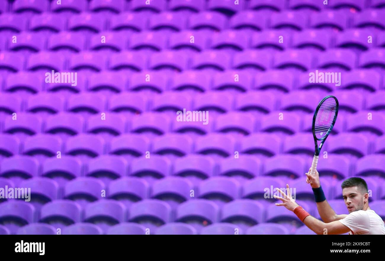 22.11.2018., Stadium Pierre-Mauroy, Lille, France - Training of the ...