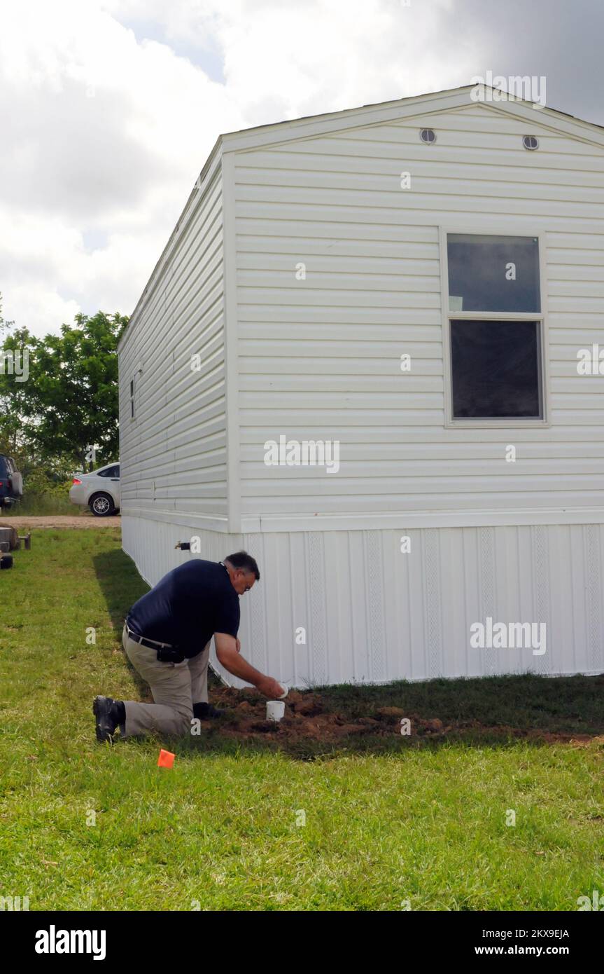 FEMA Inspection Prior to Lease Temporary Housing Unit in MS ...
