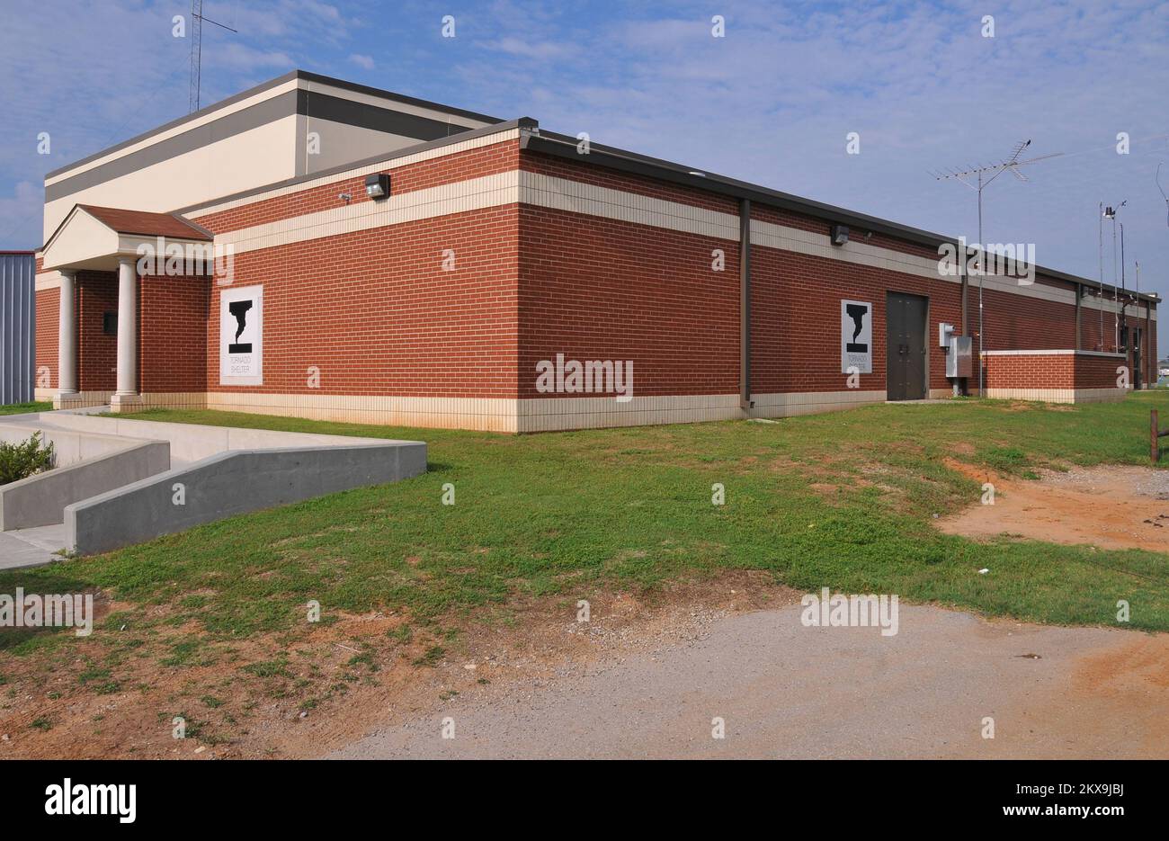 Tornado saferoom hi-res stock photography and images - Alamy