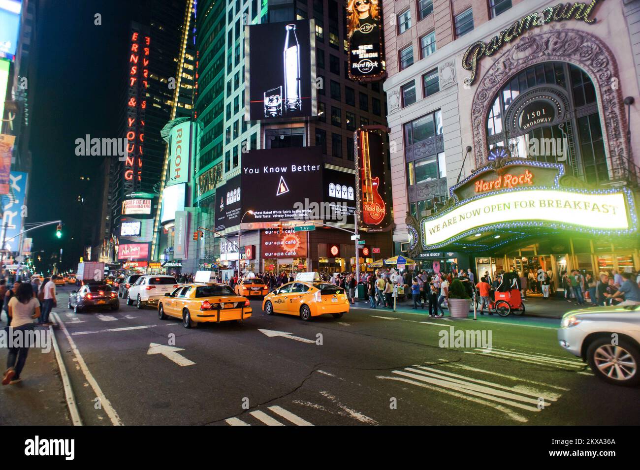 Major commercial intersection hi-res stock photography and images - Alamy