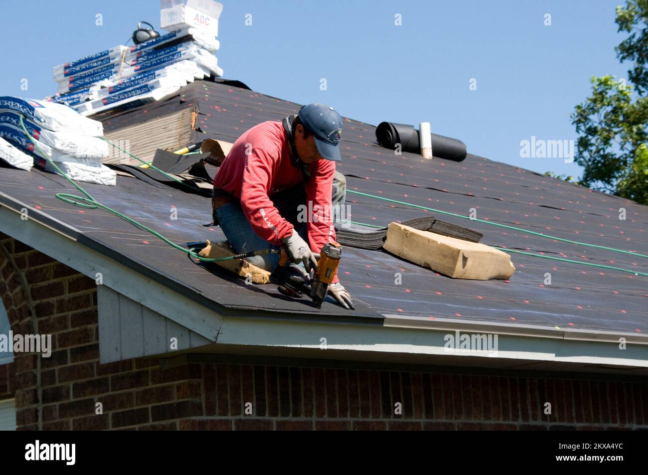 001062210 Okahoma continues to recover. Oklahoma Severe Storms ...