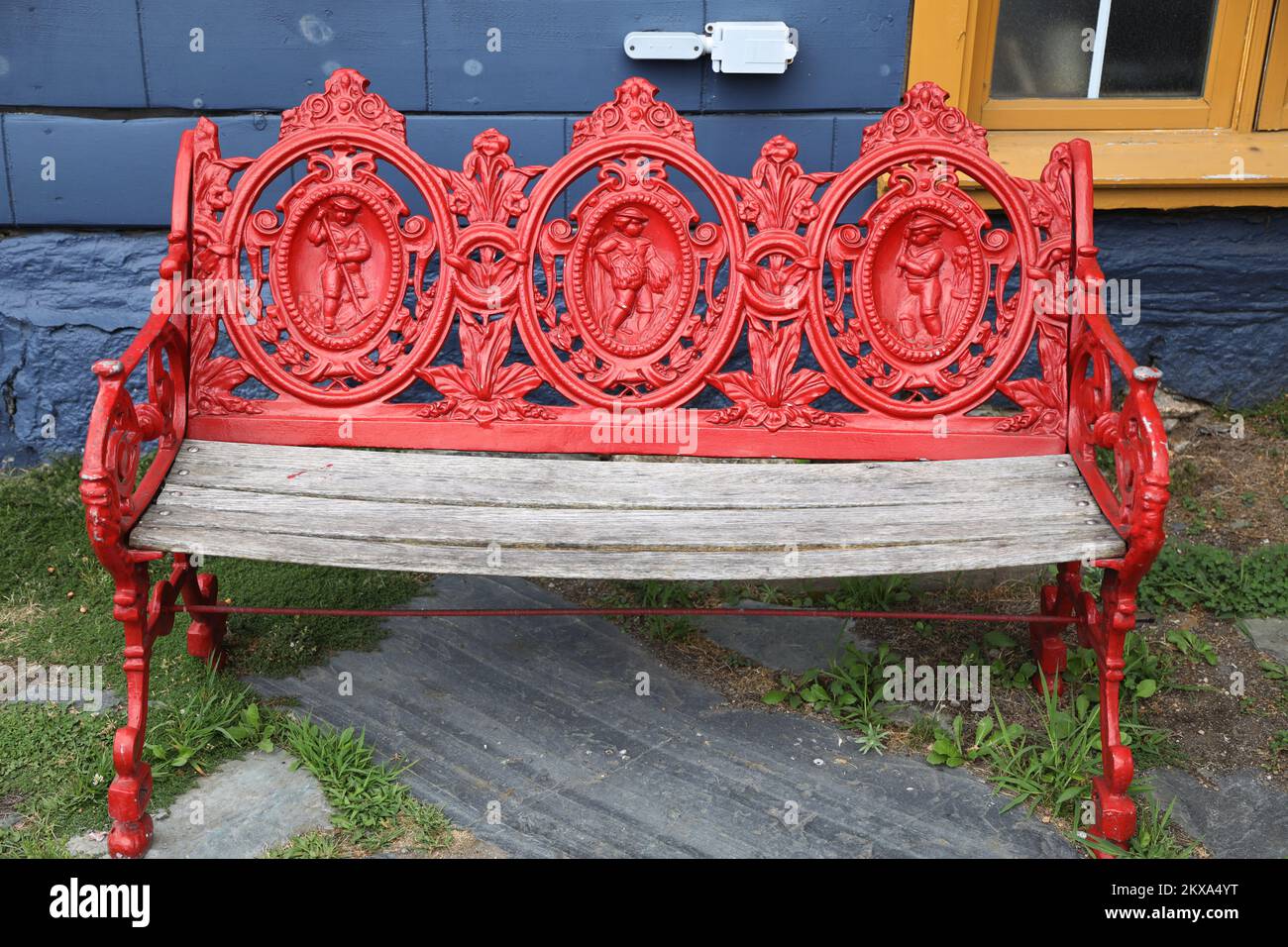 Ancient bench in the city of Lunenburg, Canada Stock Photo - Alamy