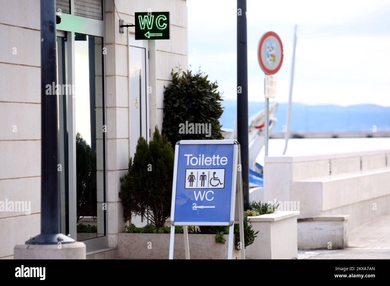 06.01.2019., Split - Public toilet signs. Photo: Miranda Cikotic ...