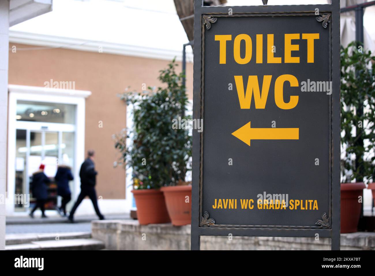 06.01.2019., Split - Public toilet signs. Photo: Miranda Cikotic ...