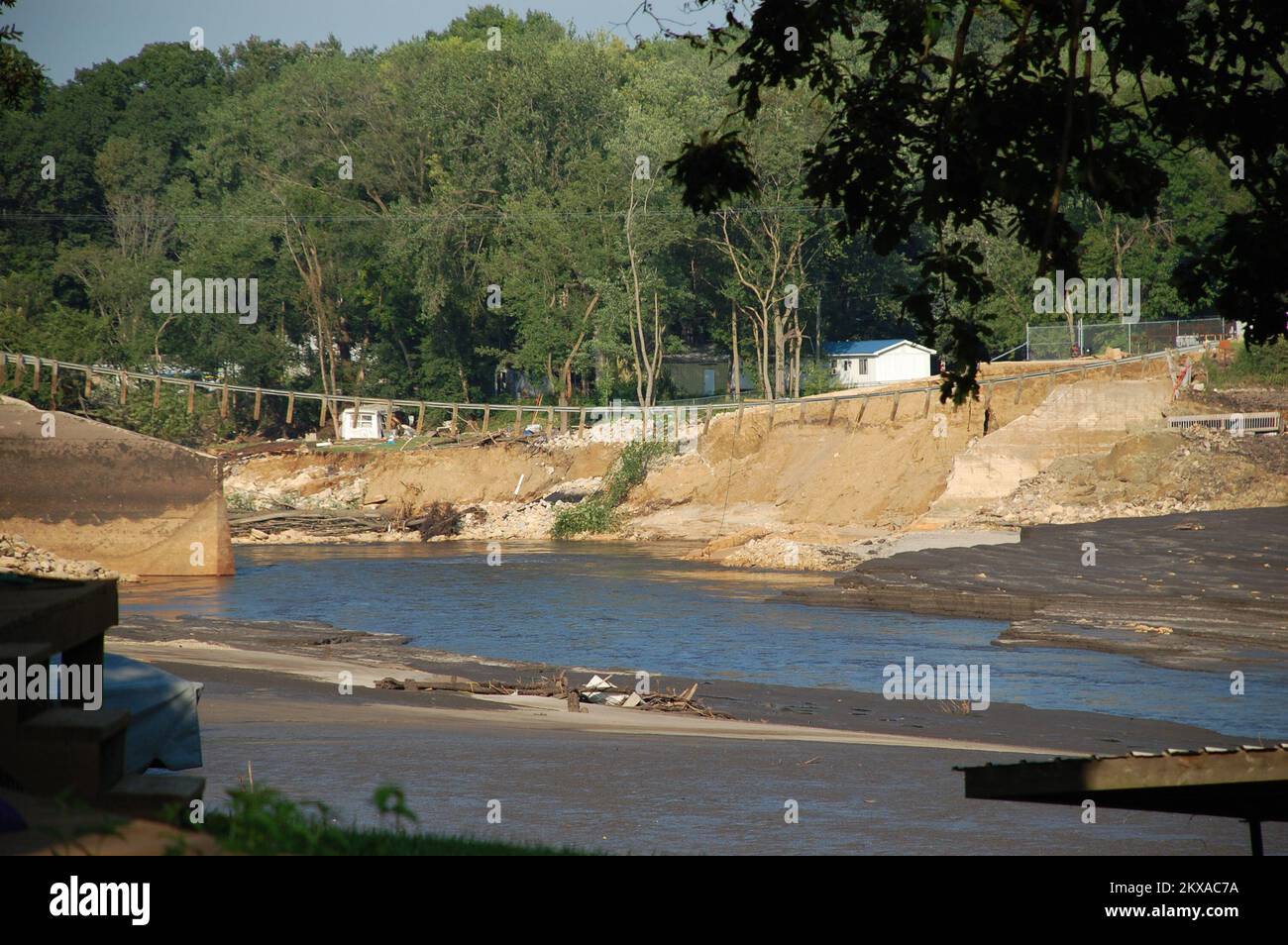 Flooding - Lake Delhi Dam, Iowa, July 27, 2010 The Maquoketa river ...