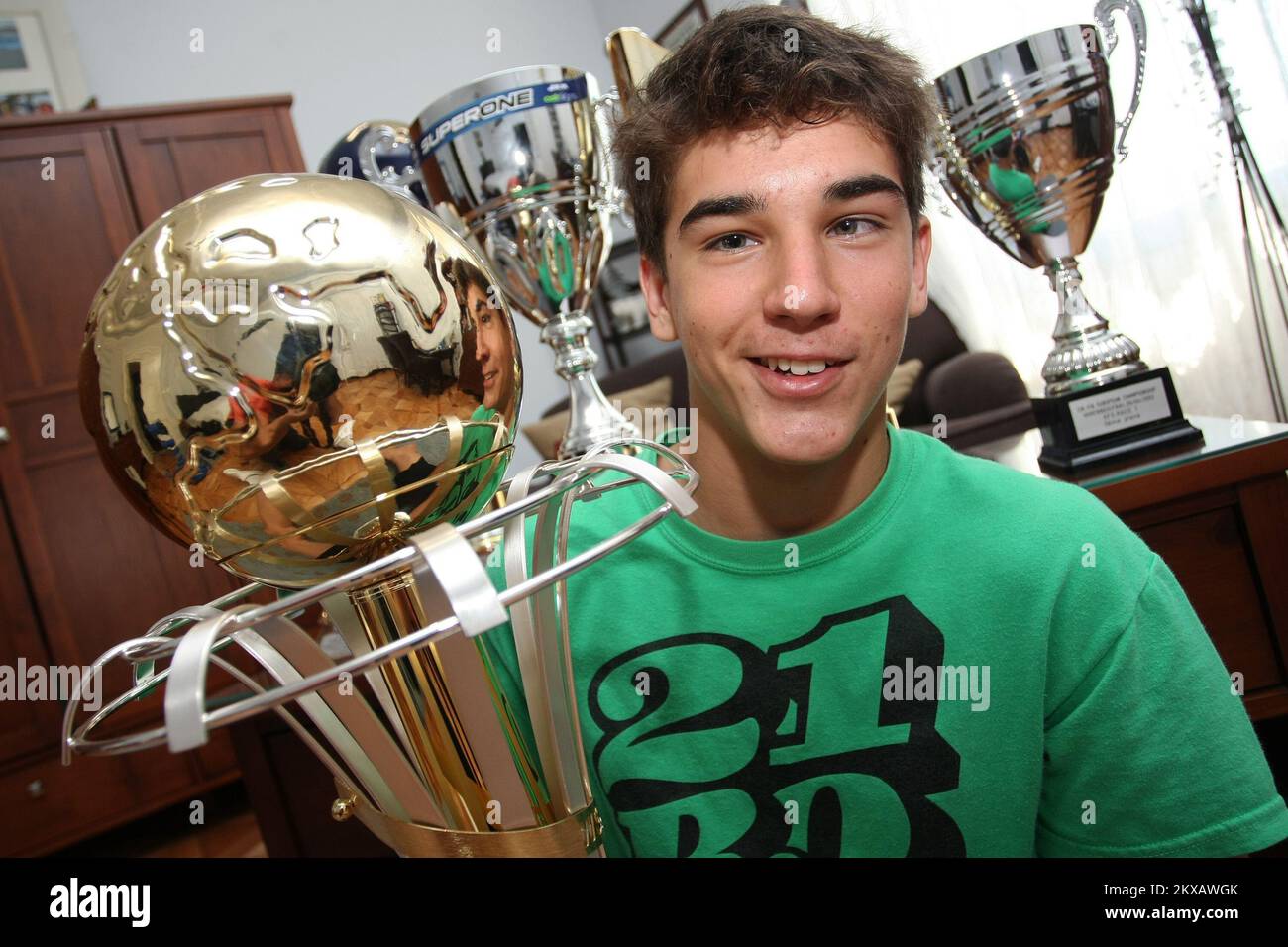 Mclaren factory hi-res stock photography and images - Alamy