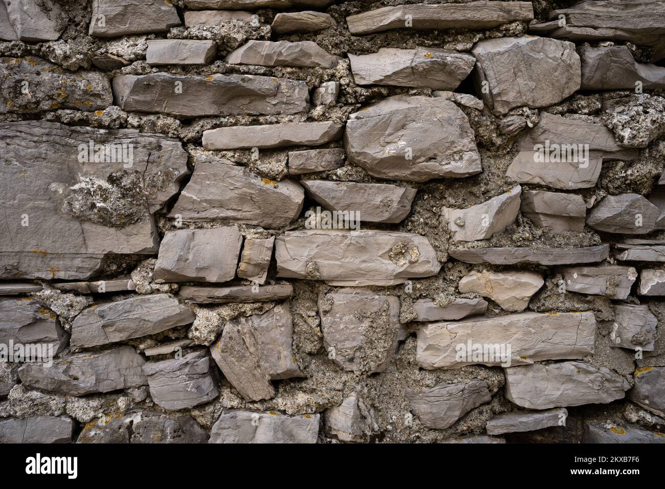 Stone wall structure of an old house Stock Photo - Alamy