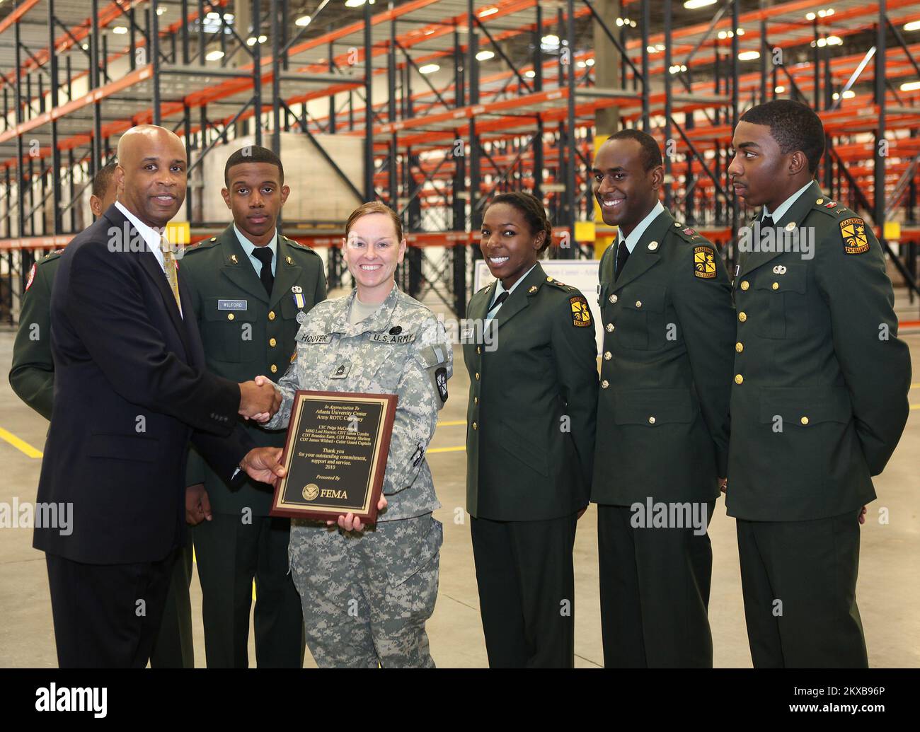 Rotc photographs hi-res stock photography and images - Alamy