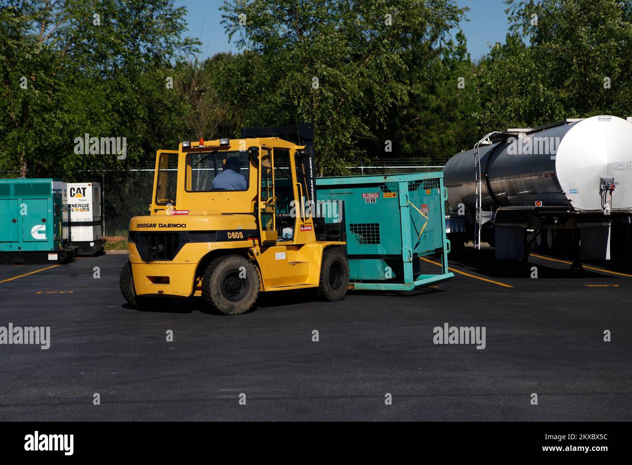 Tornado - Atlanta, Ga. , April 28, 2011 FEMA personnel at the Atlanta ...