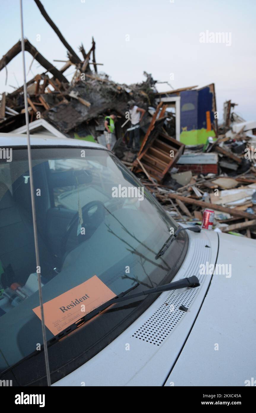Residents Return to Damaged Homes in Alabama. Alabama Severe Storms ...