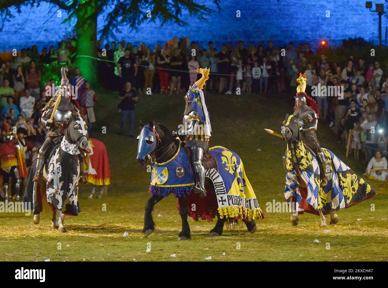 Three knights real hi-res stock photography and images - Alamy