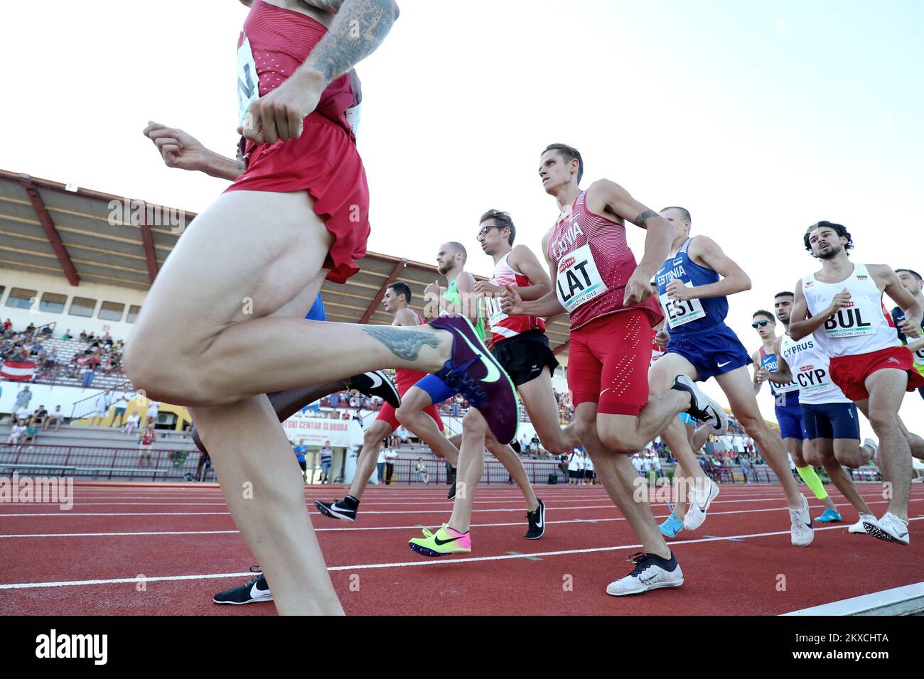 1500m finals hi-res stock photography and images - Alamy
