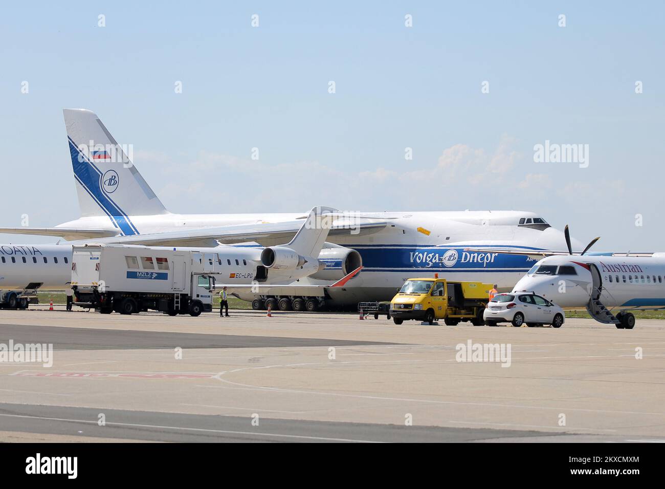 Nuclear aircraft engine hi-res stock photography and images - Alamy