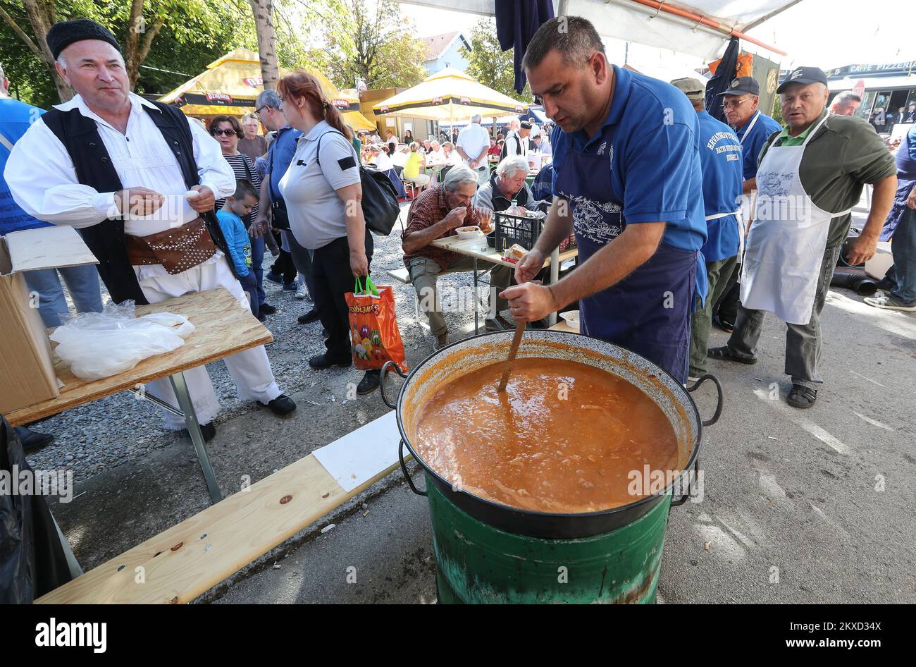 21.09.2019., Dugo Selo- The event Old dishes from Dugo Selo were ...