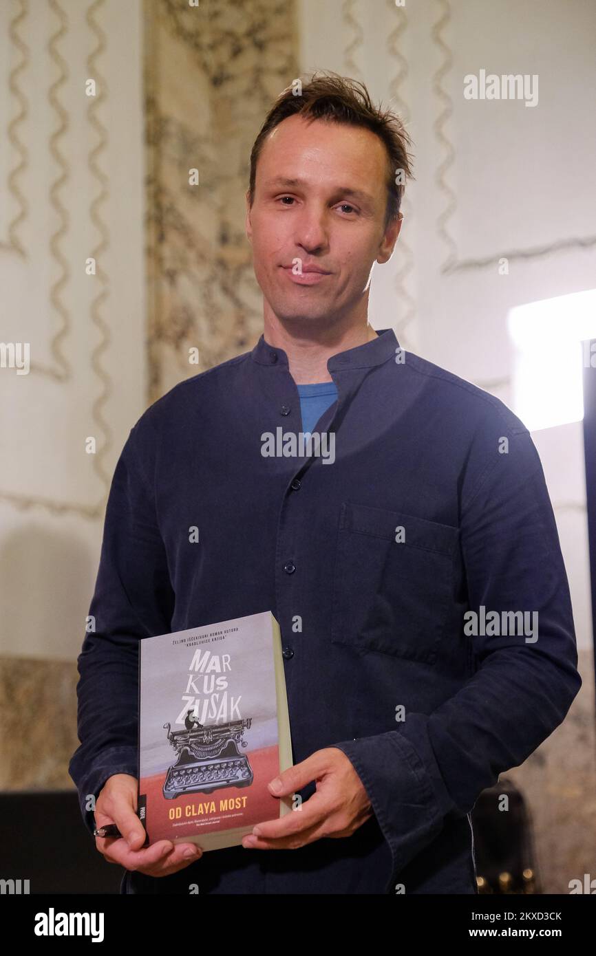 Bridge of clay hi-res stock photography and images - Alamy