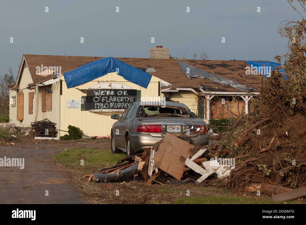 We're OK. Missouri Severe Storms, Tornadoes, And Flooding. Photographs ...