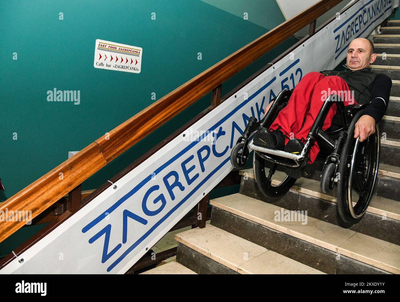 07.12.2019.. Zagreb - Zagrepcanka 512 - utrka stepenicama Photo: Josip ...