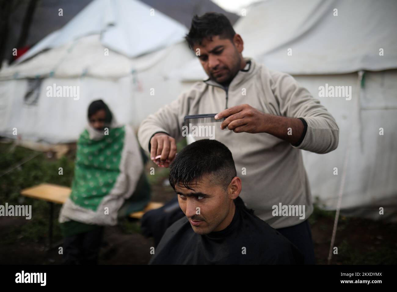 29.11.2019., Bihac, Bosnia and Herzegovina - Just under 1000 migrants ...