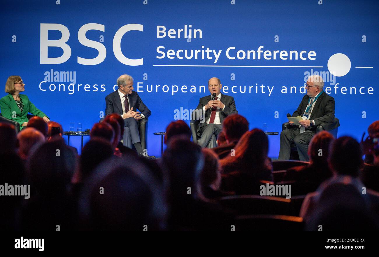 Berlin, Germany. 30th Nov, 2022. German Chancellor Olaf Scholz (SPD ...