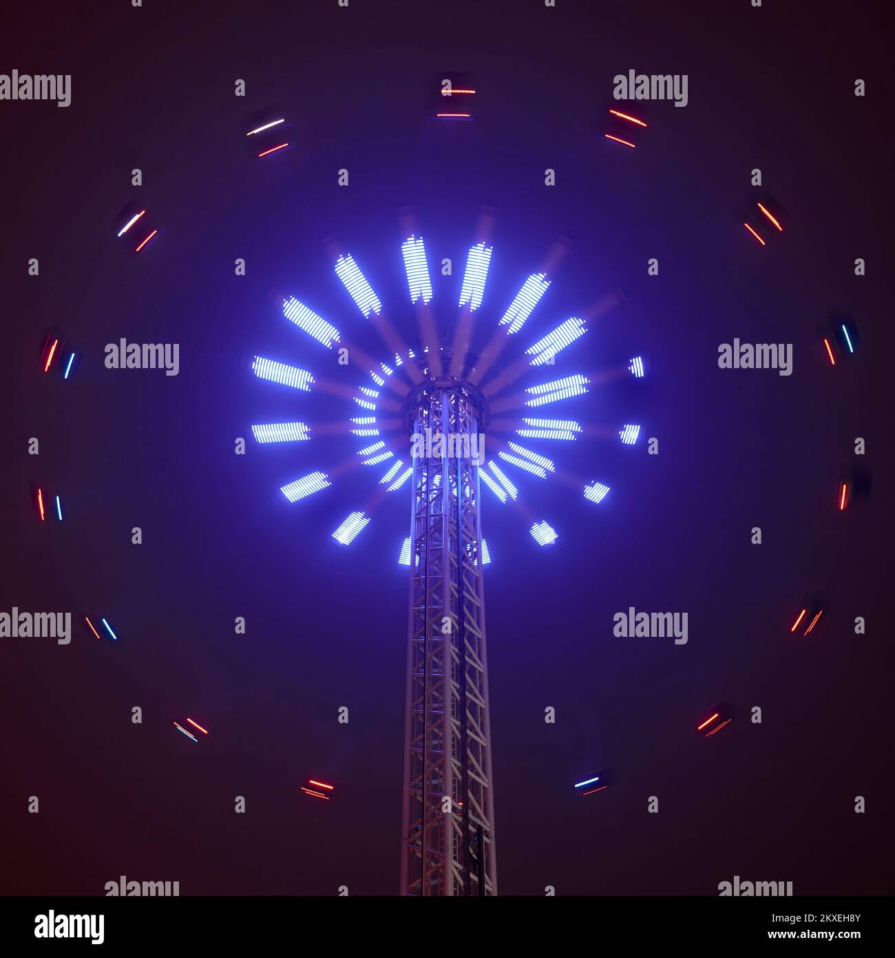 The 60 metre high Star Flyer ride at night during Blackpool Christmas ...
