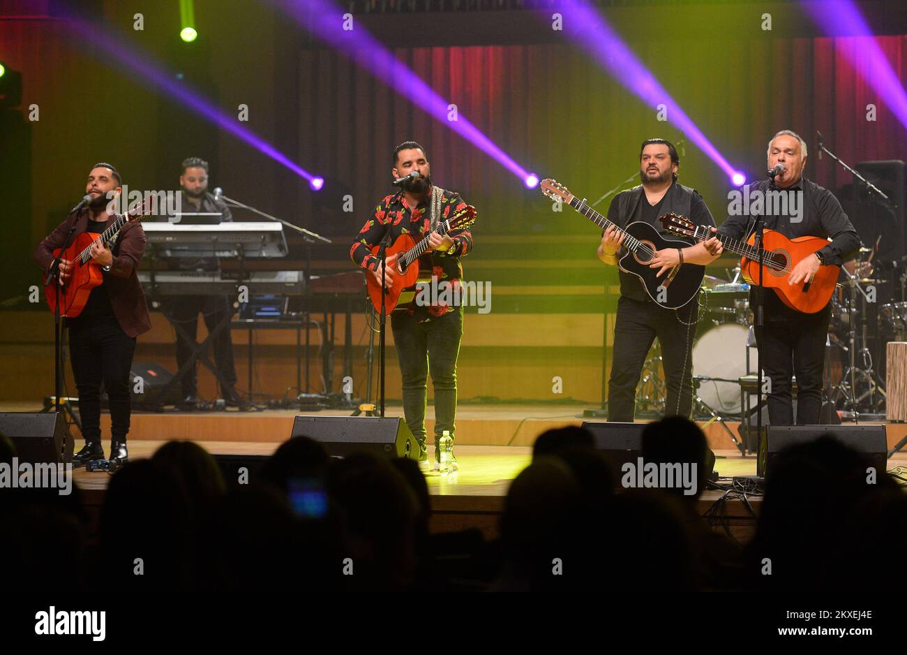 Andre reyes gipsy hi-res stock photography and images - Alamy