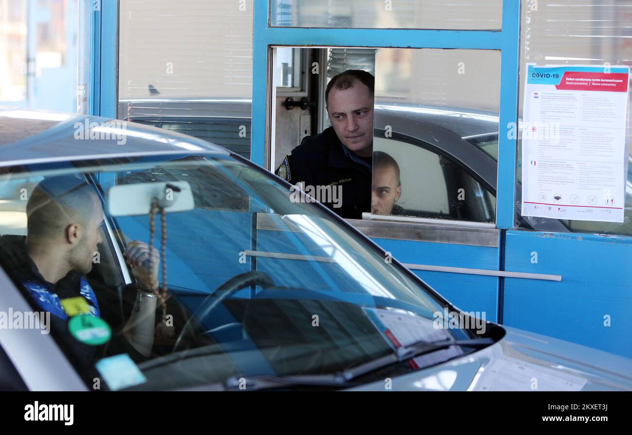 Croatia bosnia border hi-res stock photography and images - Alamy