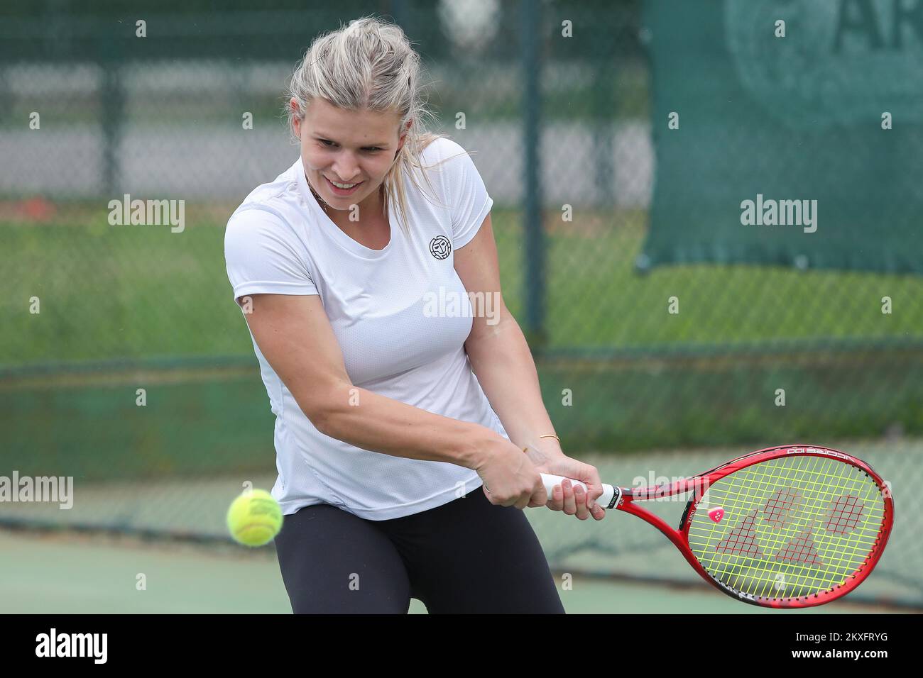 Jana fett hi-res stock photography and images - Alamy
