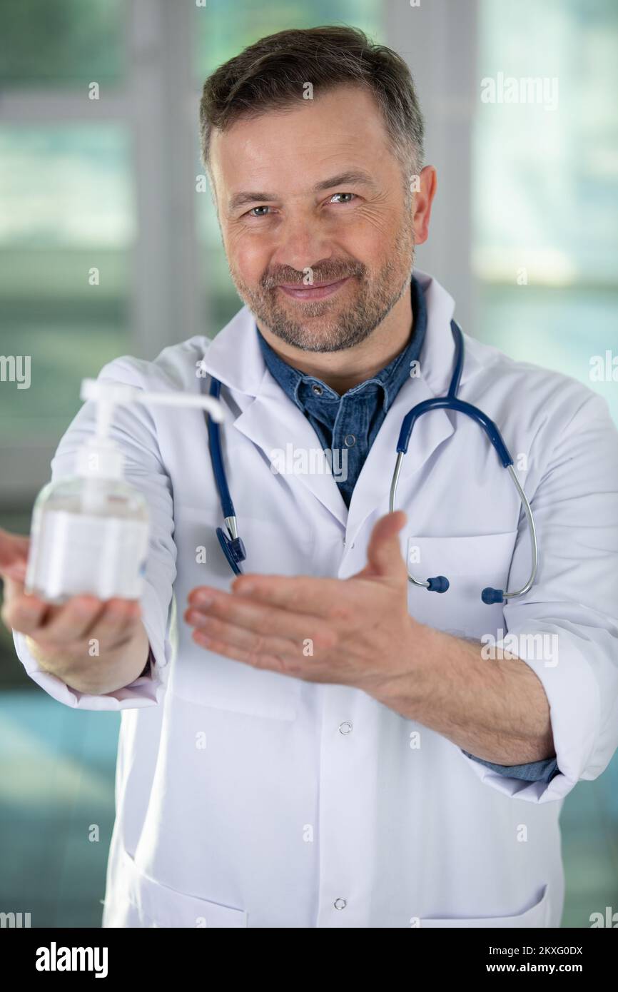 Hand pumper hi-res stock photography and images - Alamy