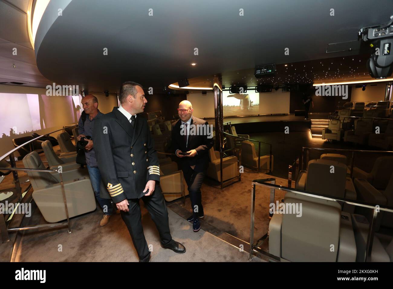 Ice class 1a super hi-res stock photography and images - Alamy