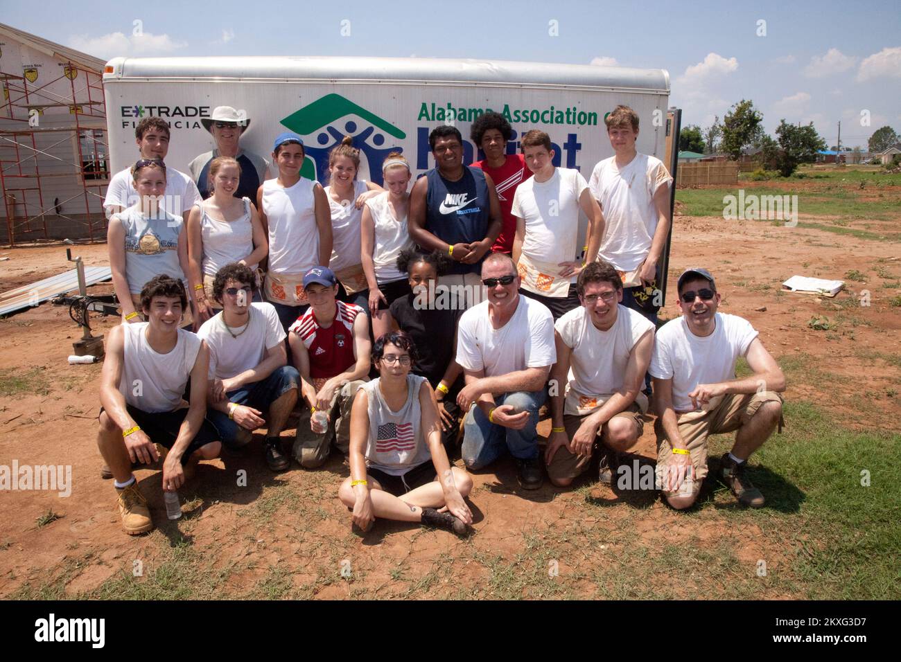 Habitat for humanity disaster relief hi-res stock photography and ...