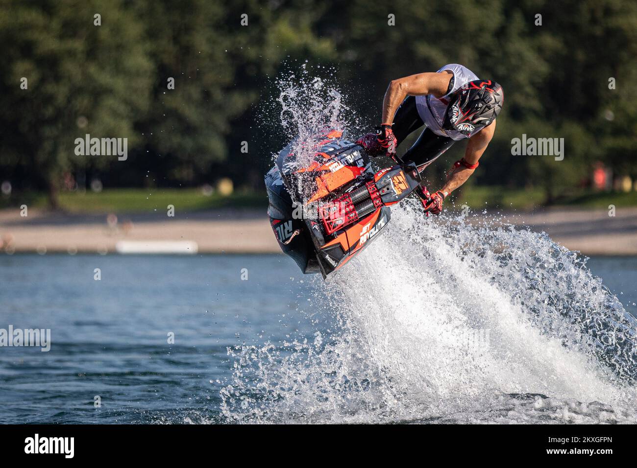 Contestants compete in freestyle during the Alpe Adria Jet Ski Tour on ...