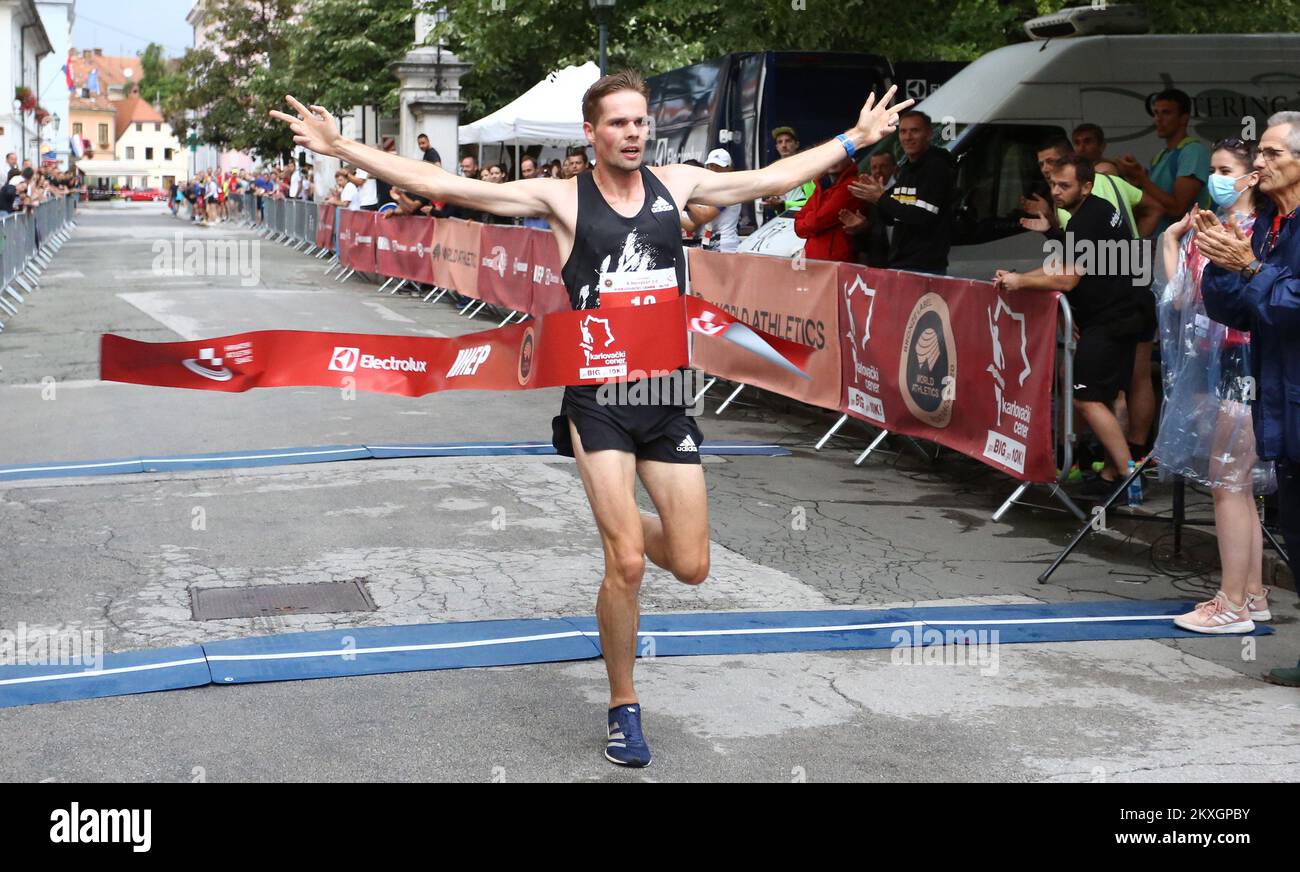 Hendel hi-res stock photography and images - Alamy