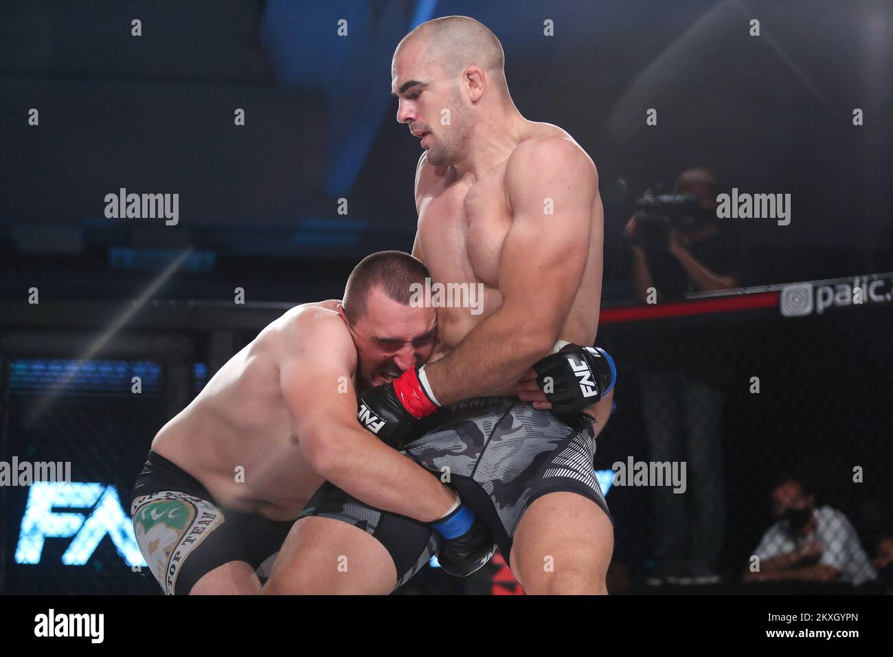 Ivan Erslan vs. Jusuf Hajrovic (-93 kg) fight during the FNC 3 Fight ...