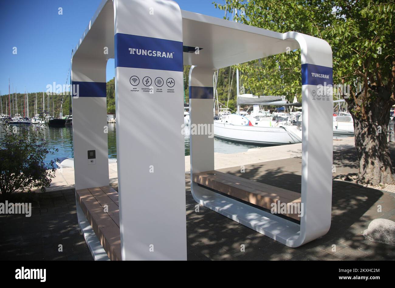 The famous Hungarian company Tungsram donated and installed the Smart ...