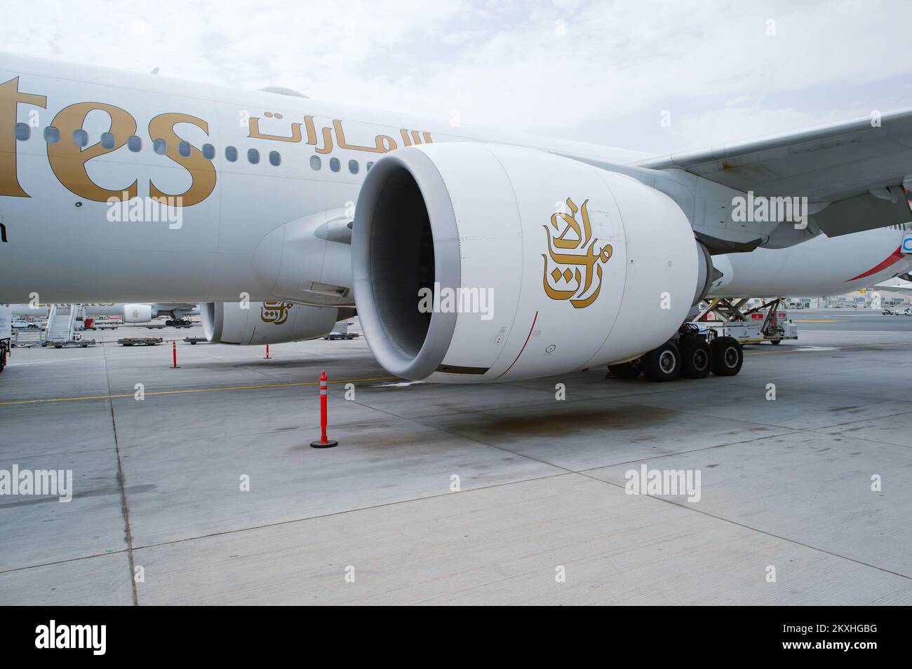 DUBAI, UAE - JUNE 23, 2015: Emirates logo on engine of Boeing 777 ...
