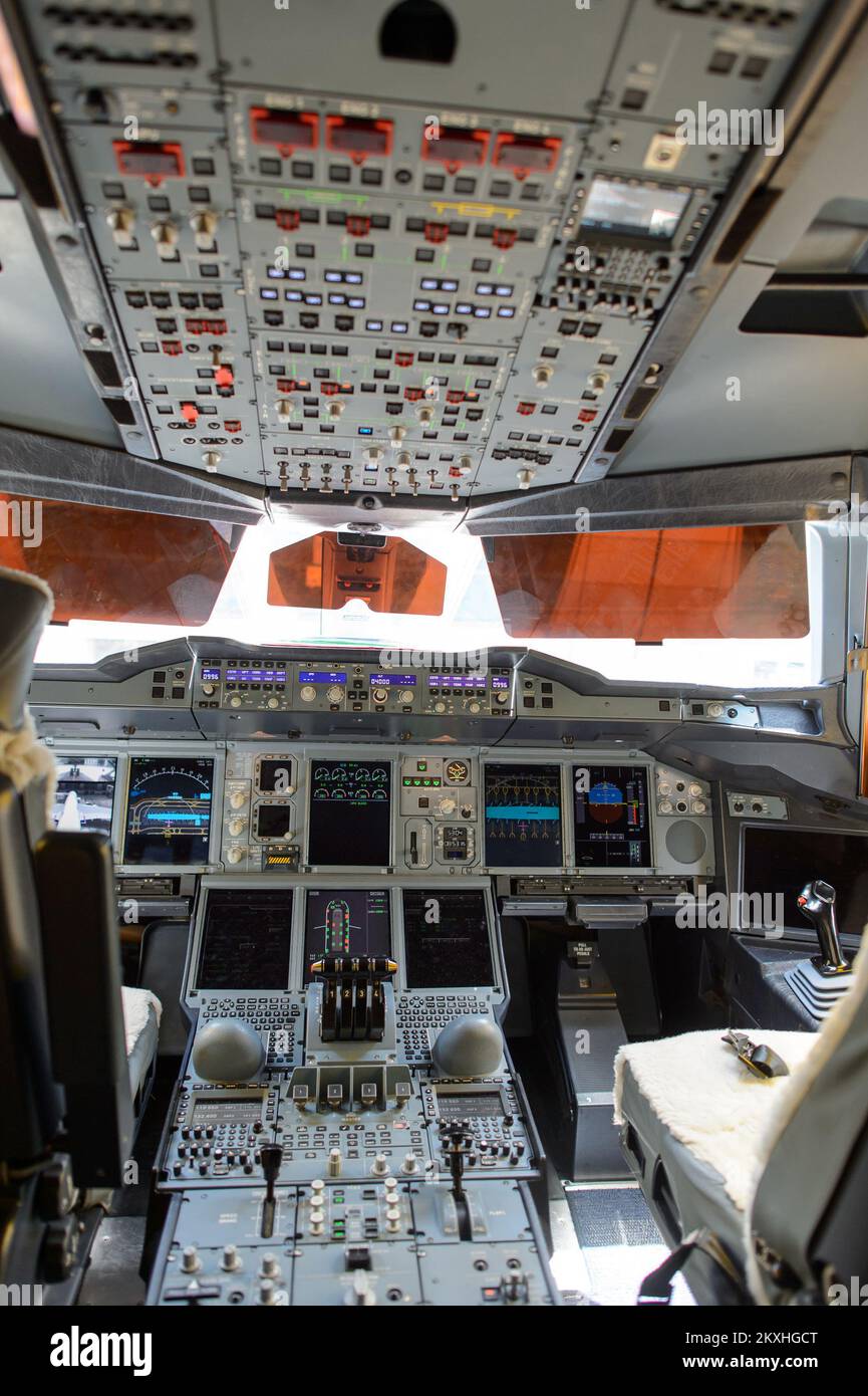 DUBAI, UAE - JUNE 22, 2015: Emirates A380-800 cockpit interior ...