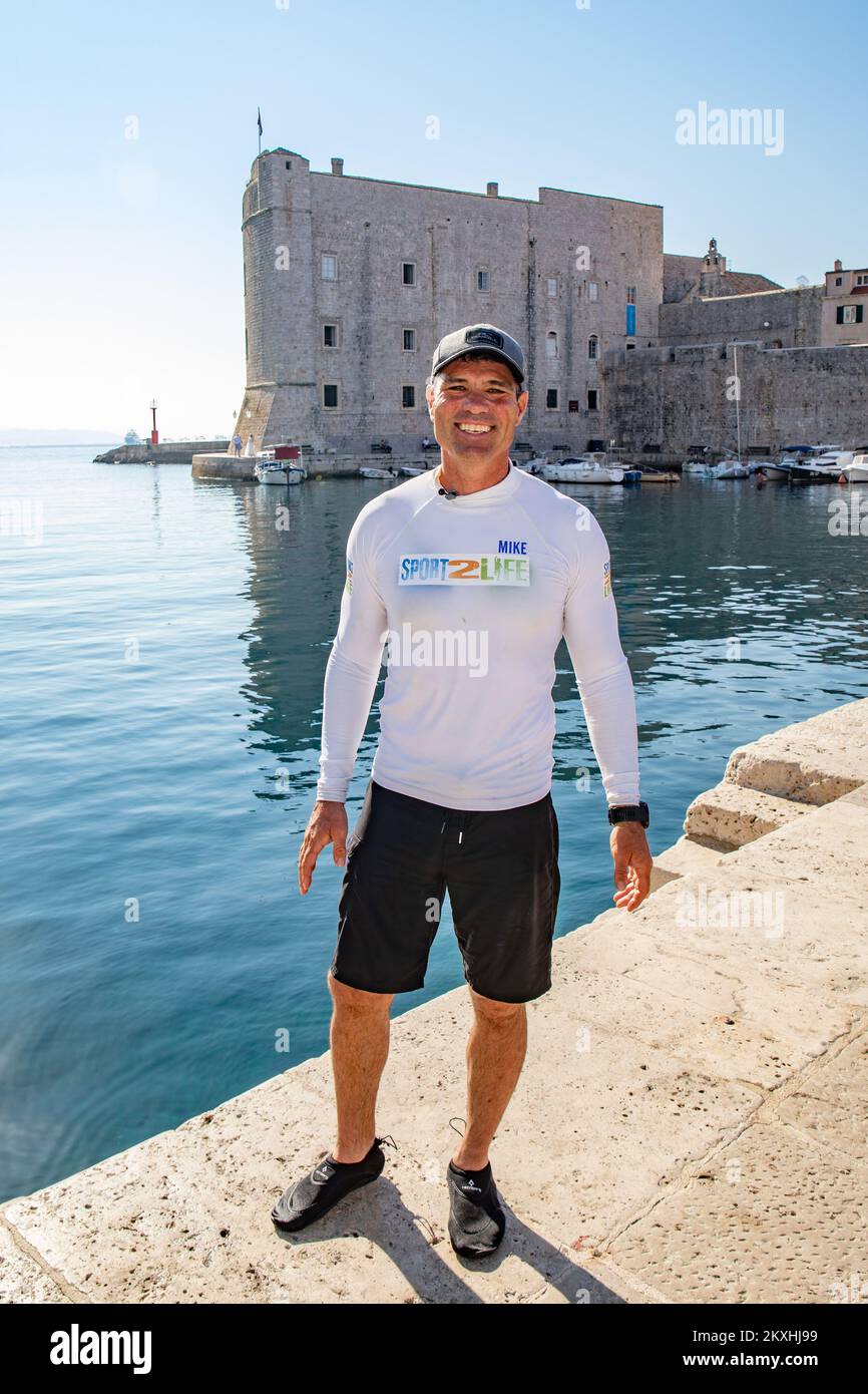 The founder of the Sport2Life Foundation, American Mike Saran pose in ...