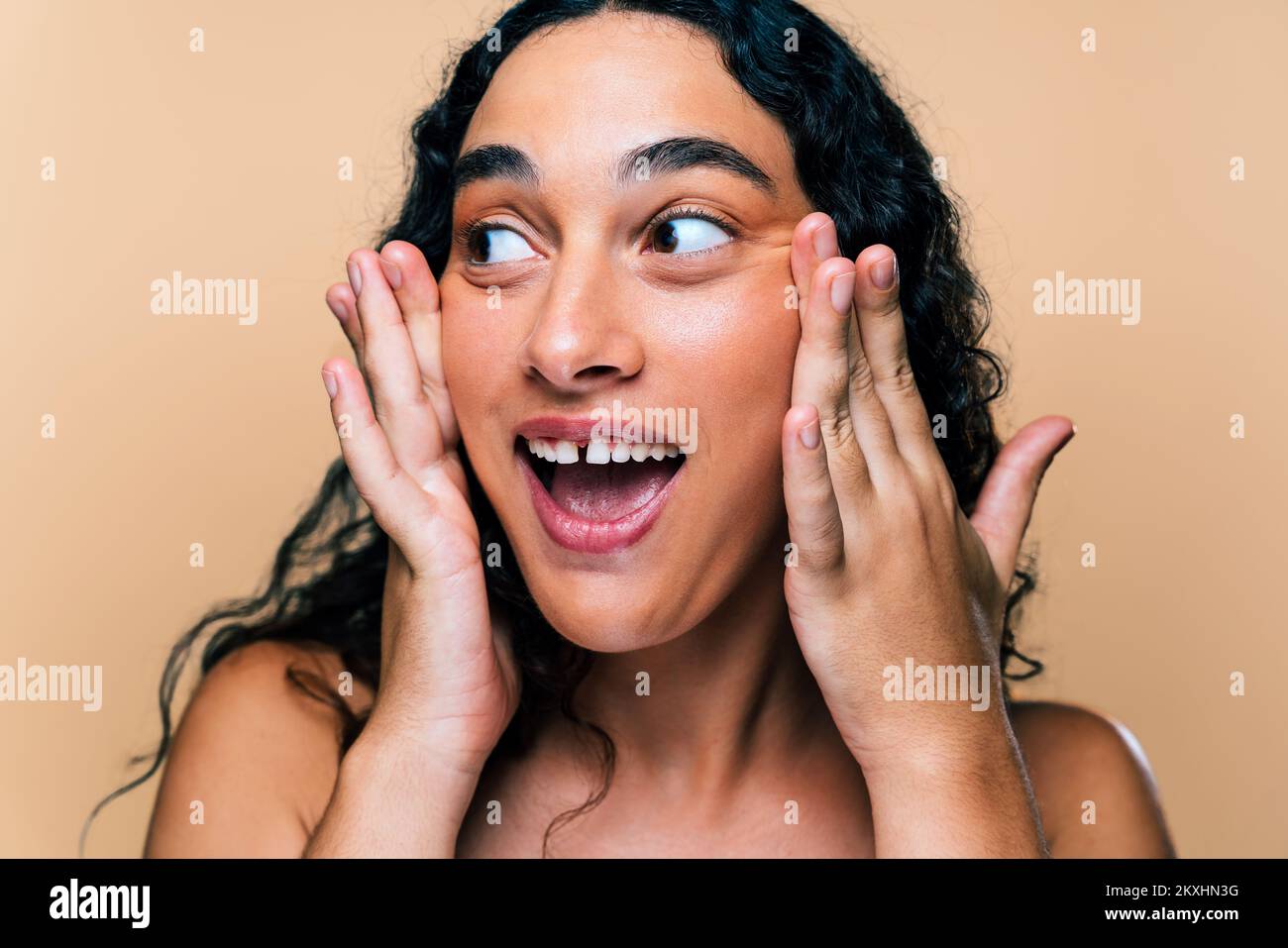 Unretouched model hi-res stock photography and images - Alamy