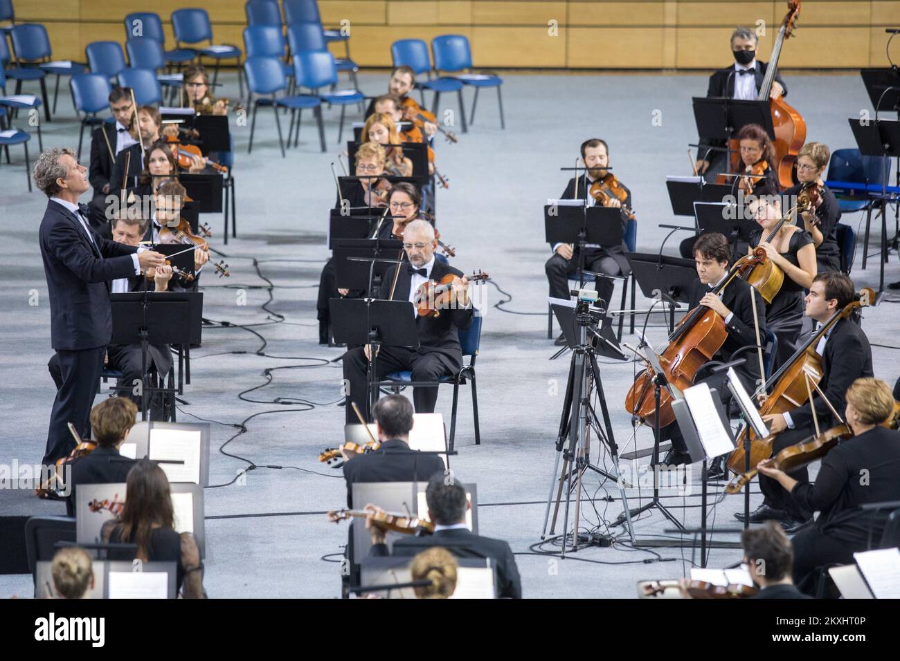 Mahler resurrection hi-res stock photography and images - Alamy