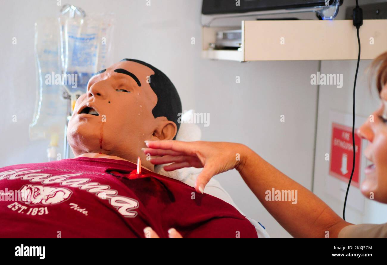 Bleeding risk management hi-res stock photography and images - Alamy