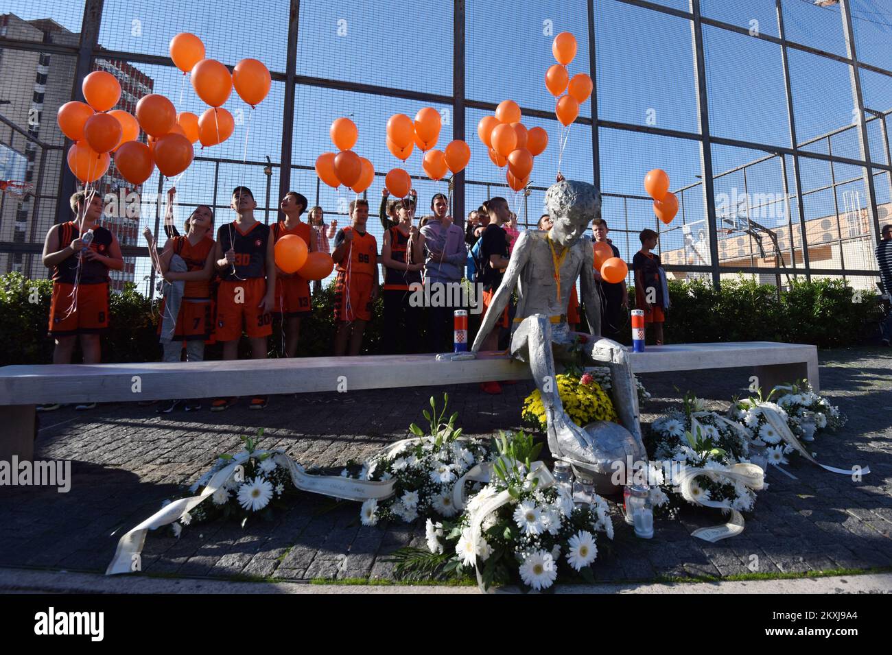 Citizens gathered at Drazen Petrovic monument, Croatian basketball ...