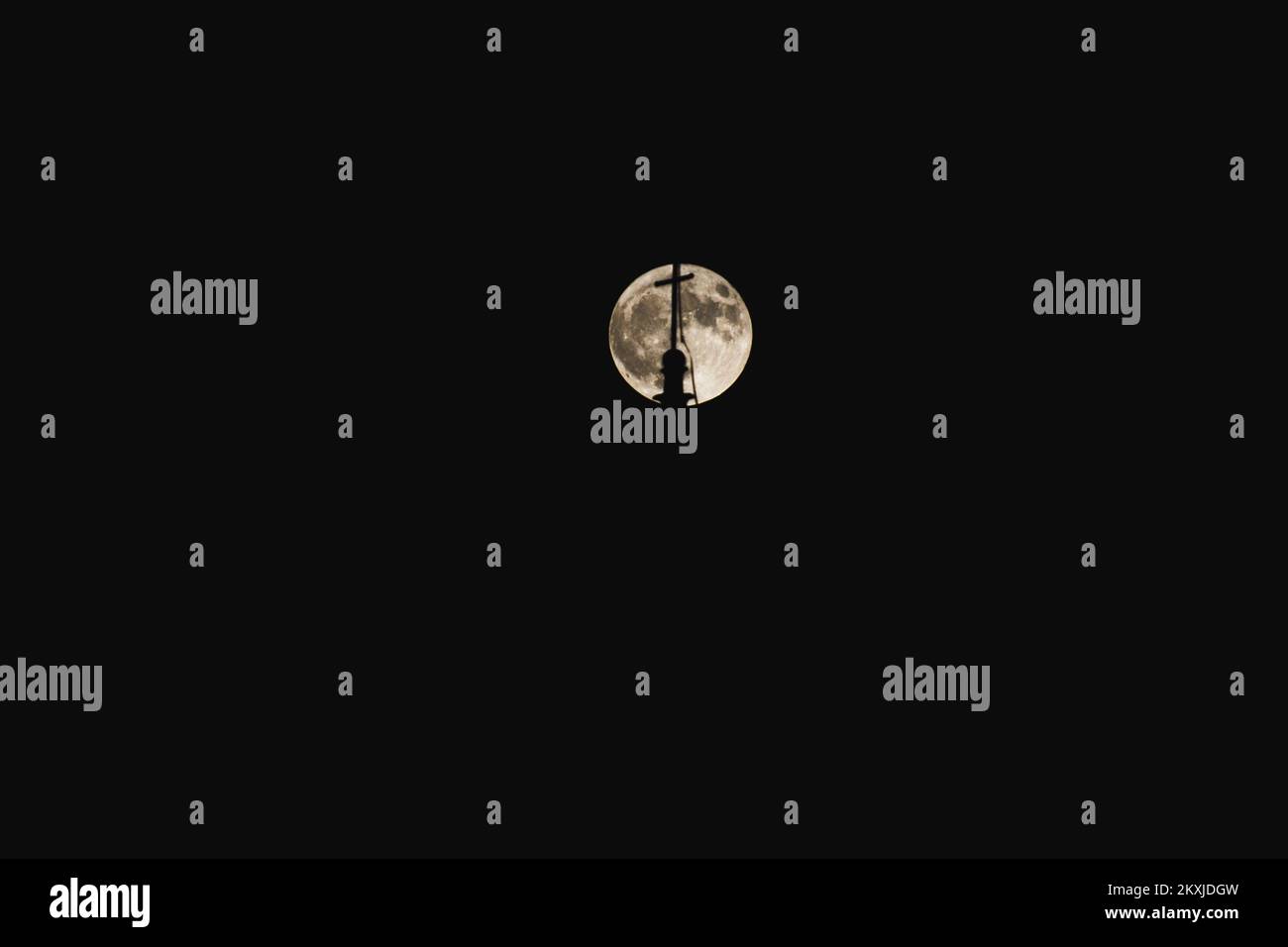 Twice in a blue moon hi-res stock photography and images - Alamy